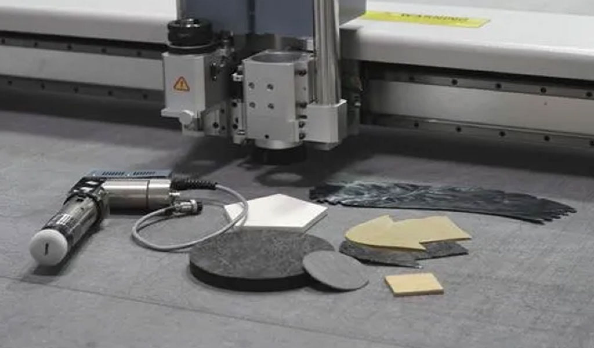 Surface Treatment Methods And Advantages Of Carbon Fiber Materials | Be ...