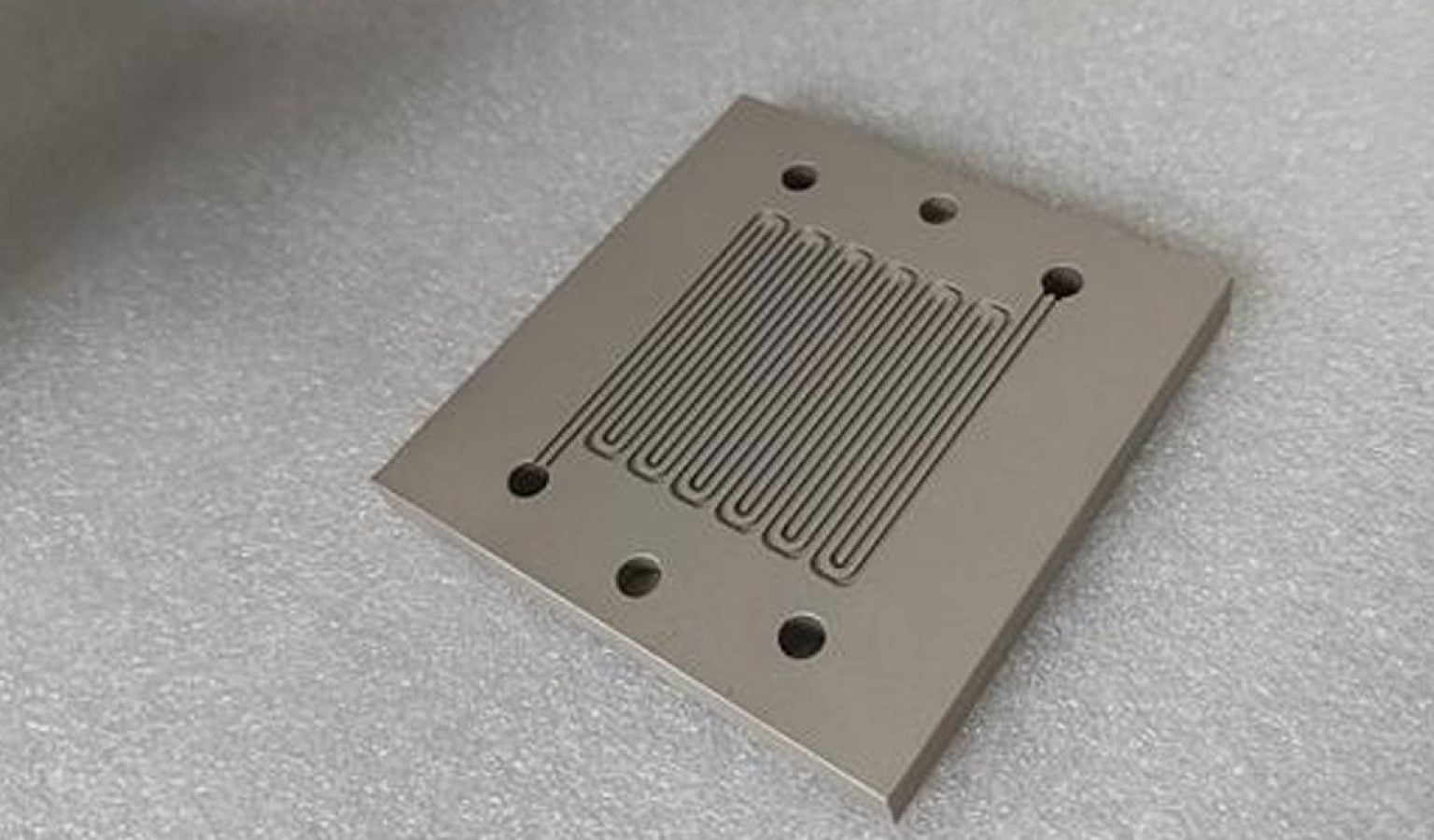 Dry Etching vs. Wet Etching - Differences and Applications | Be-cu.com