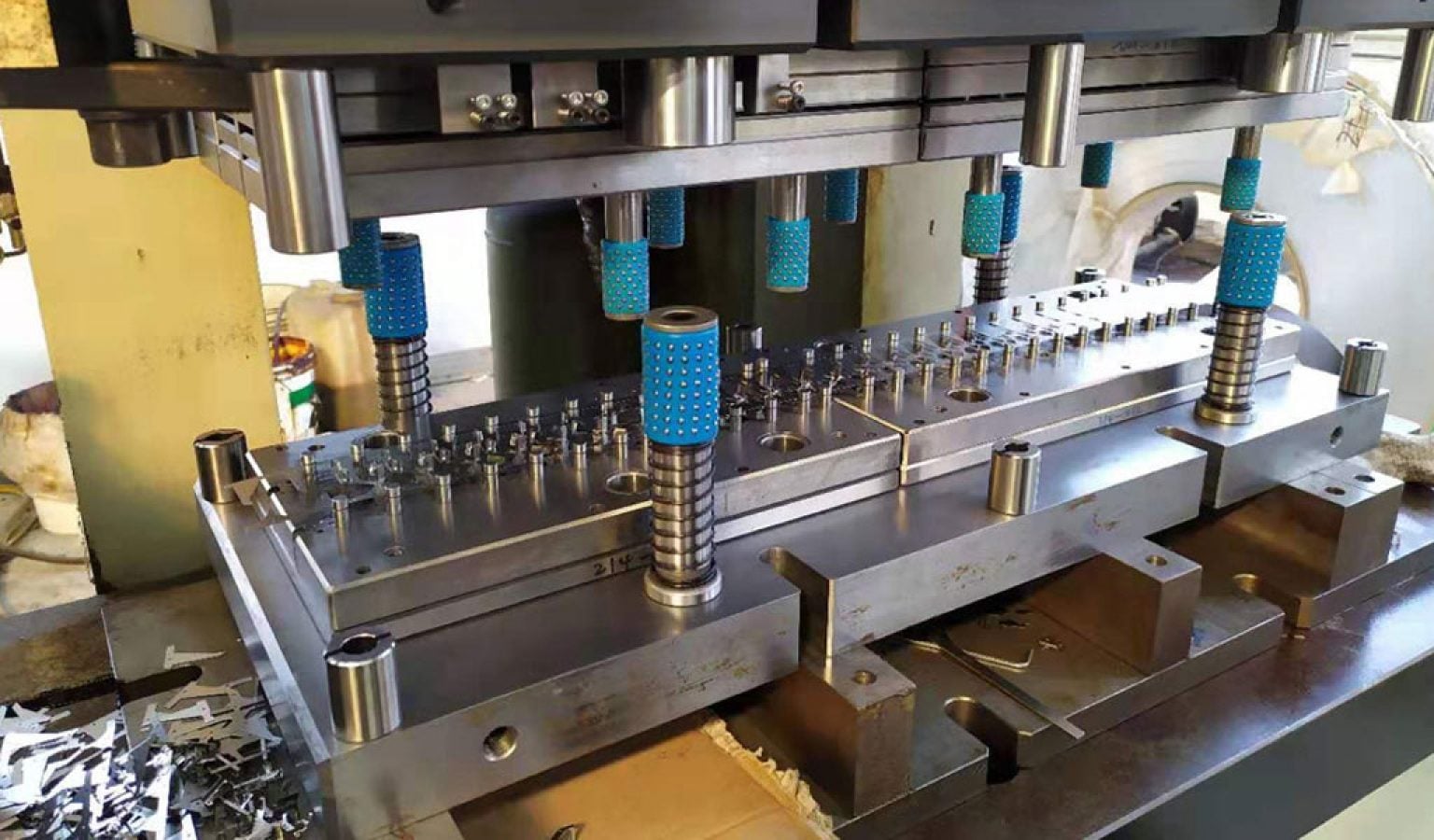 Metal Stamping Mold | Precision Stamping Die,Tooling and Mold Parts
